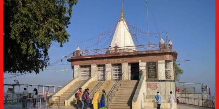 Madhya Pradesh Temple: এই মন্দিরে পুজো দেয় ৮০০ বছরের প্রেতাত্মারা ...